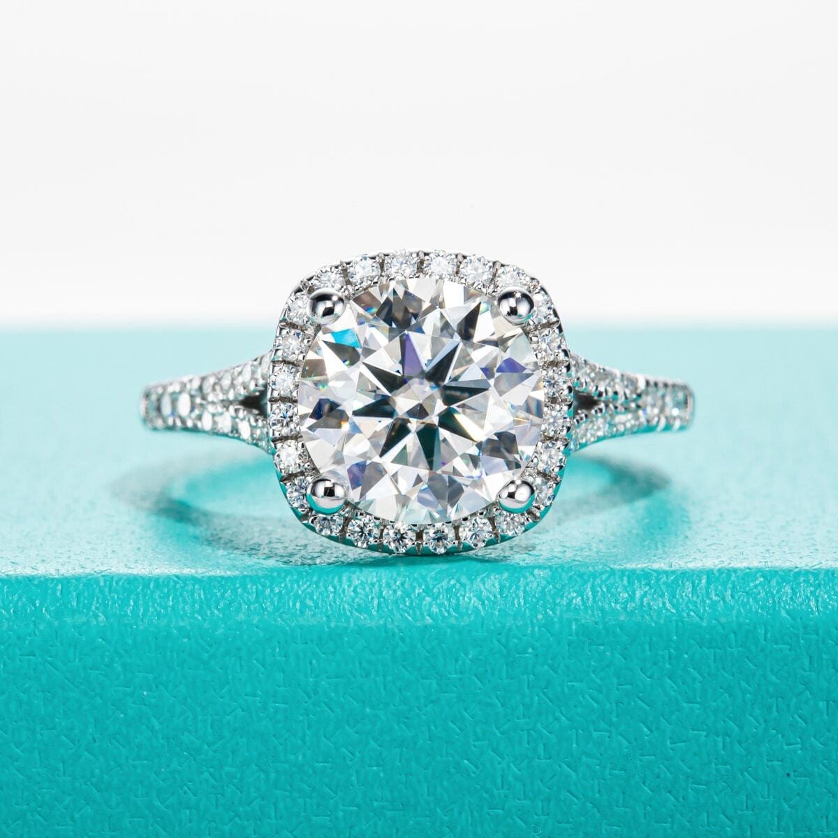 Hallmarked Engagement Silver Ring With Classic Diamond – Zarkan