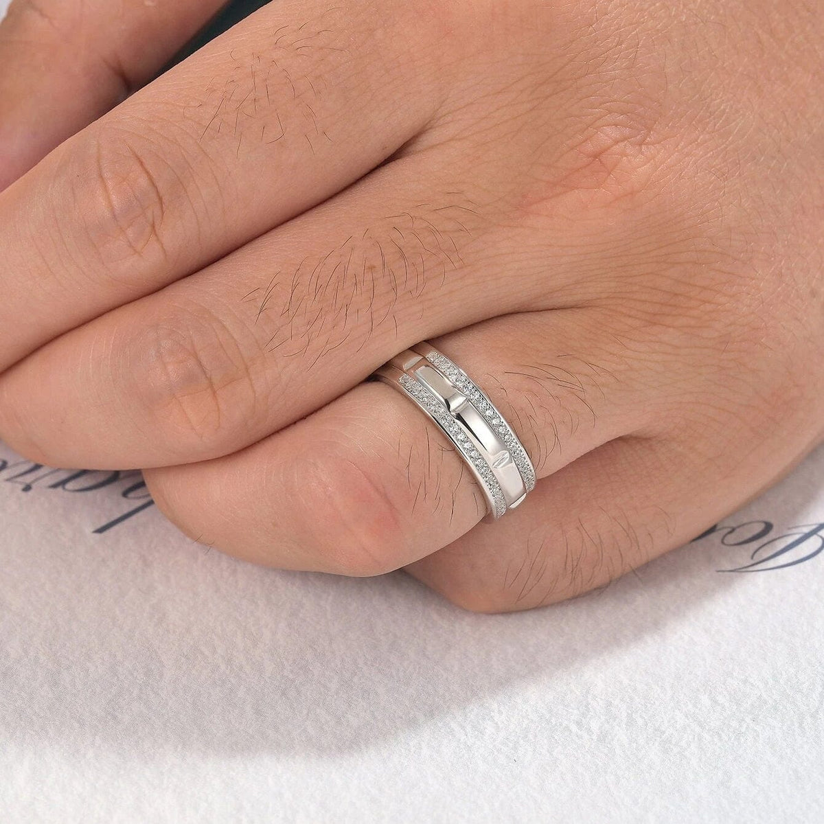 Hallmarked Men's Elegant Silver Ring With Classic Diamond – Zarkan