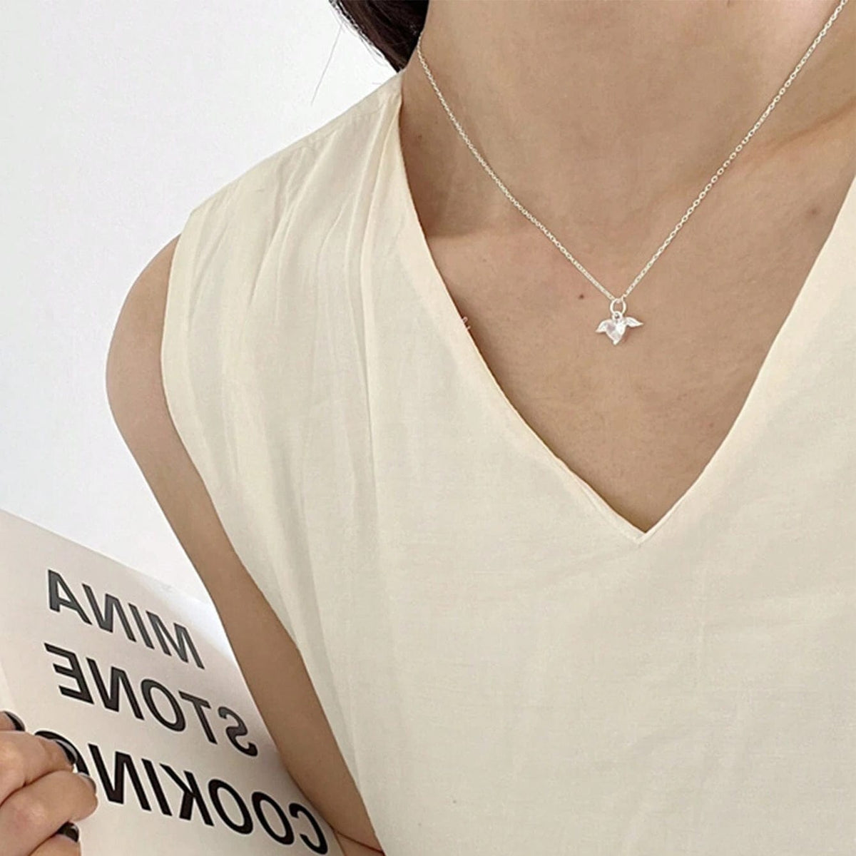 Hallmarked Silver Angel Heart Pendant With Chain – Zarkan