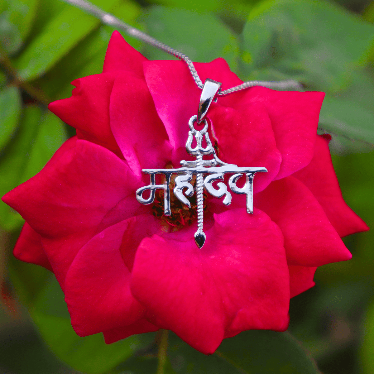 Zarkan Silver Mahadev Pendant With Chain